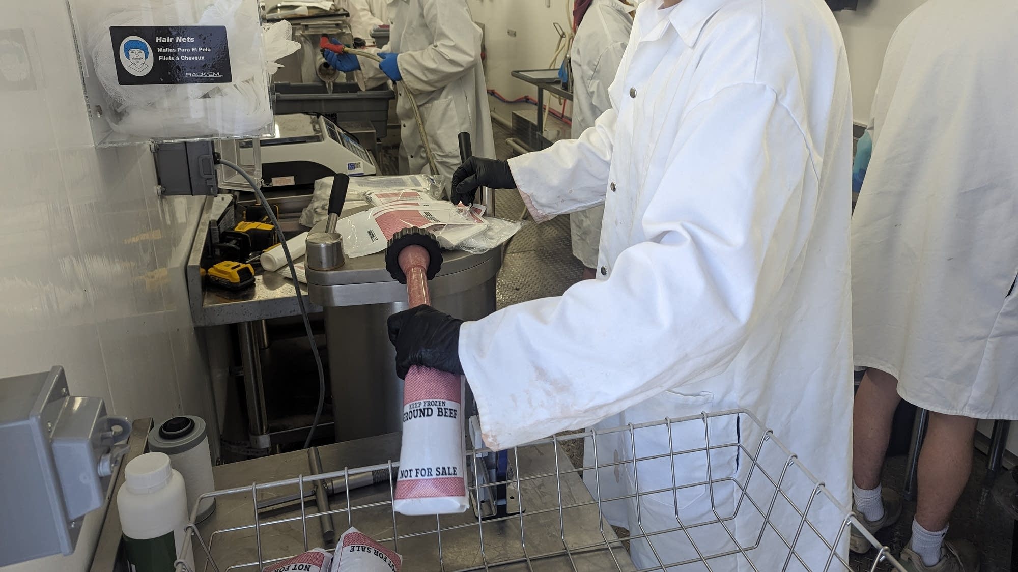 State grant gives Minnesota students the chops for meat processing ...