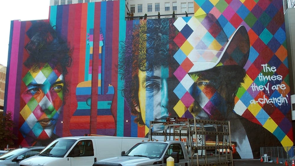 Towering, kaleidoscopic Dylan mural is now complete | MPR News