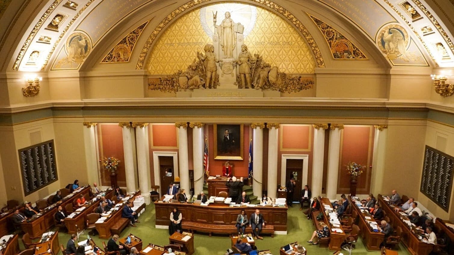 Minnesota 2024 legislative session kicks off in St. Paul: Here's what ...