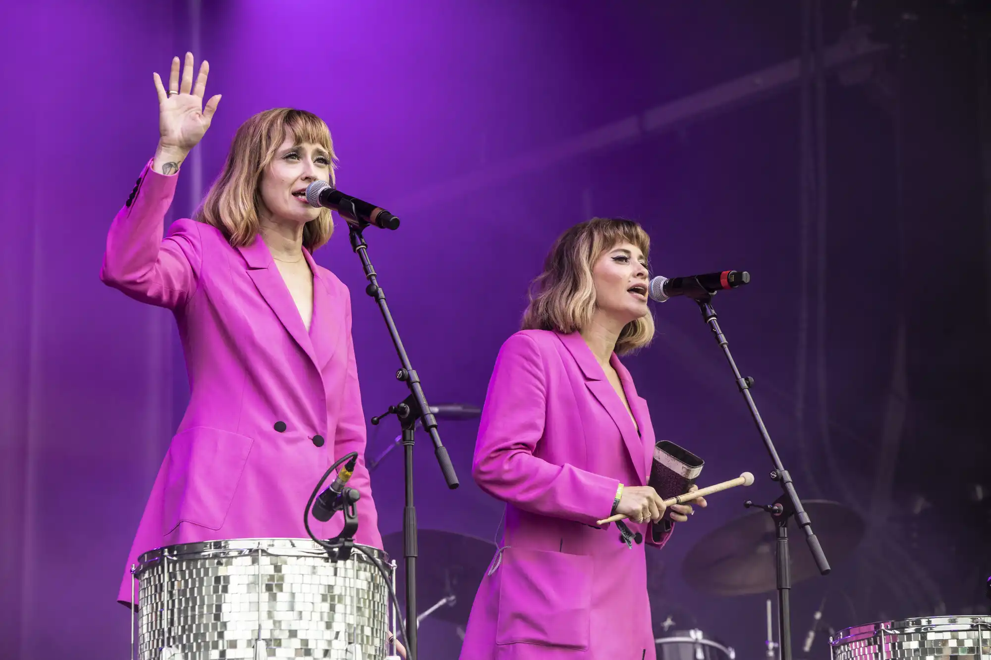 Lucius talk Minneapolis shows and debut a brand-new song, "Housewarming"