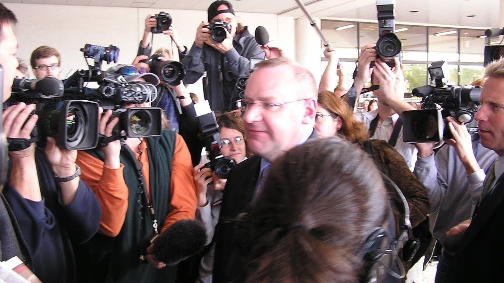 Judge in Craig case says no quick ruling on plea request | MPR News