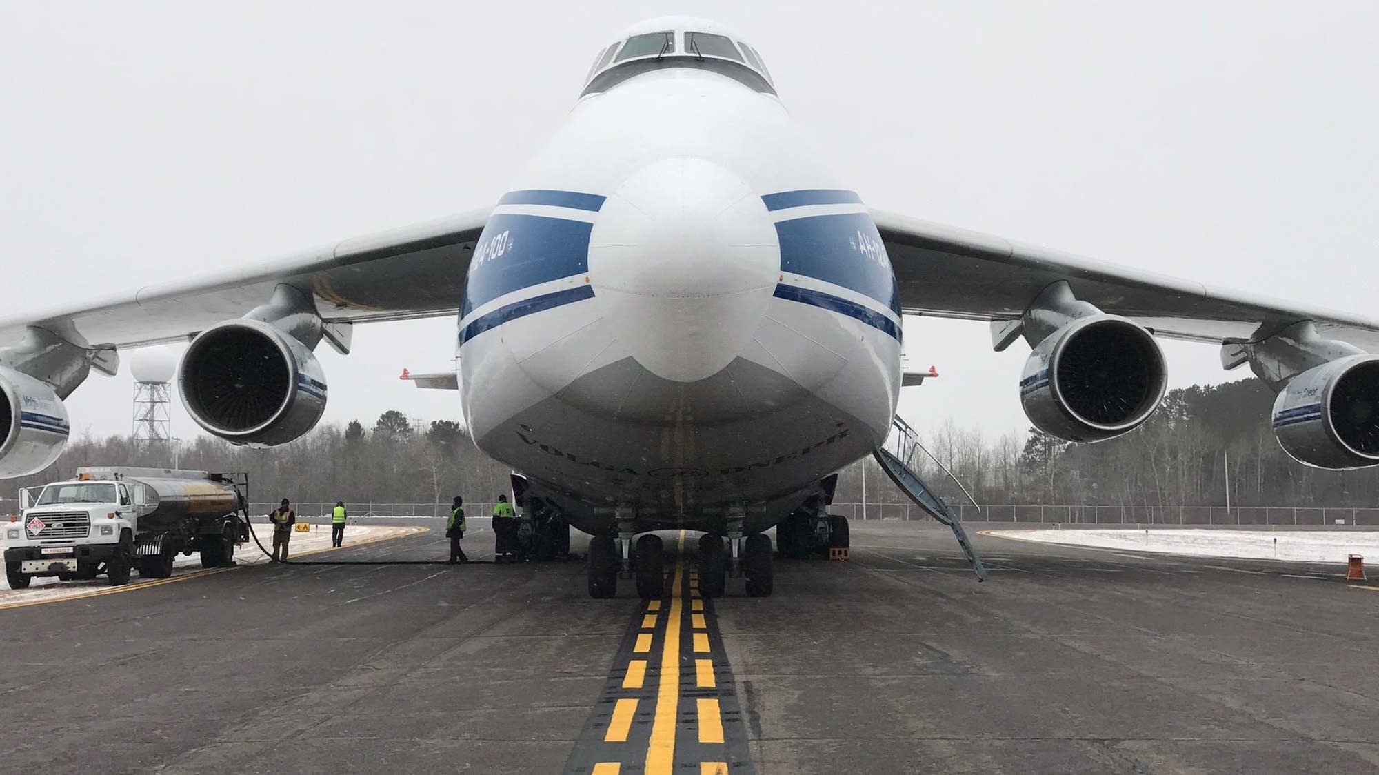 Huge Russian jet pays a visit to Duluth | MPR News