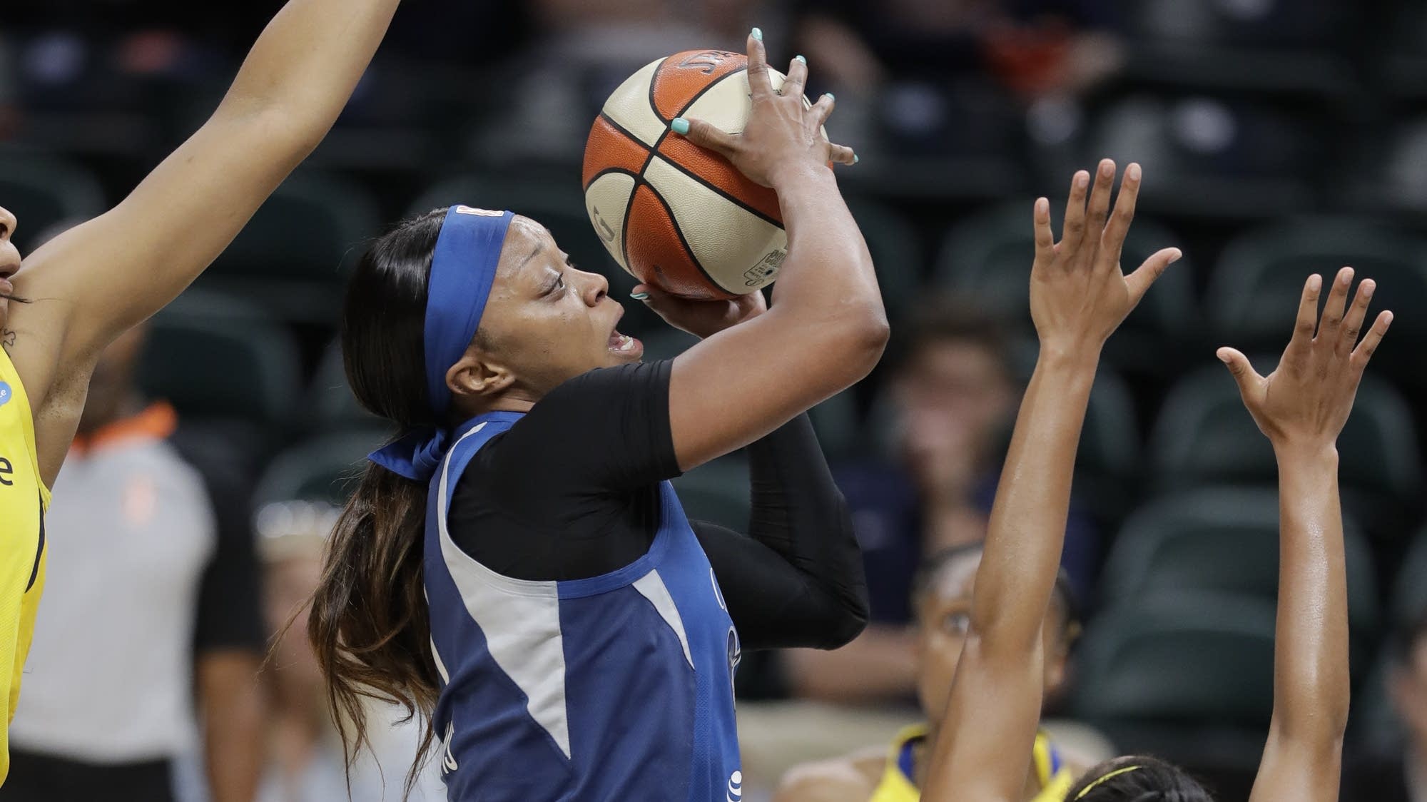 Lynx's Sims apologizes for drunken driving arrest | MPR News