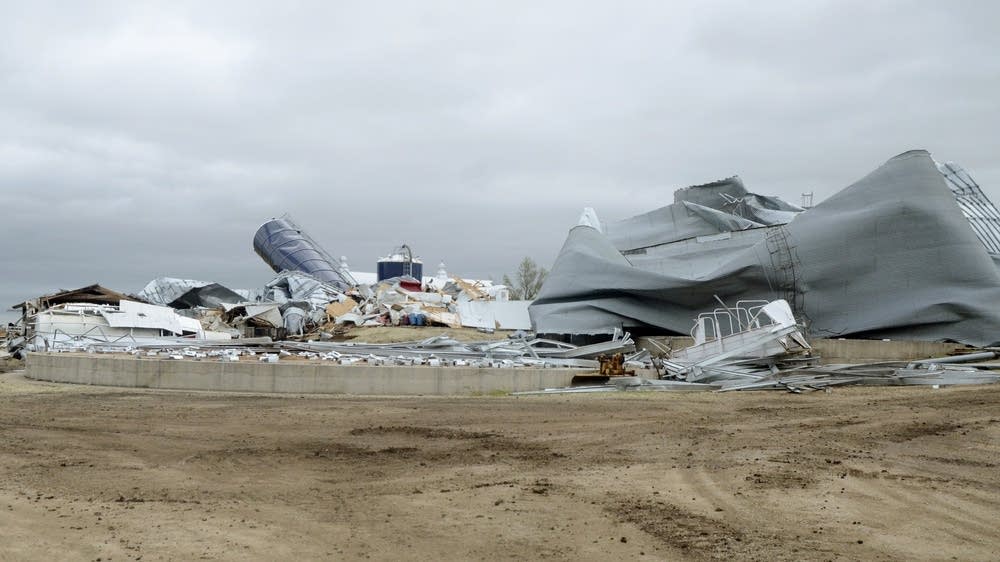 Severe storms, tornadoes leave path of destruction across southern ...