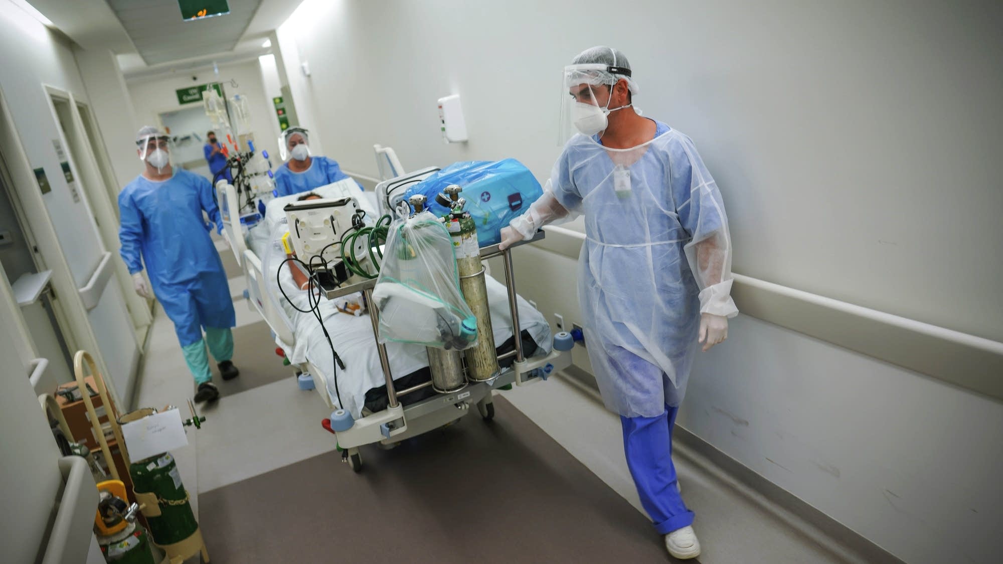 As daily deaths near 4,000, worst may lie ahead for Brazil | MPR News
