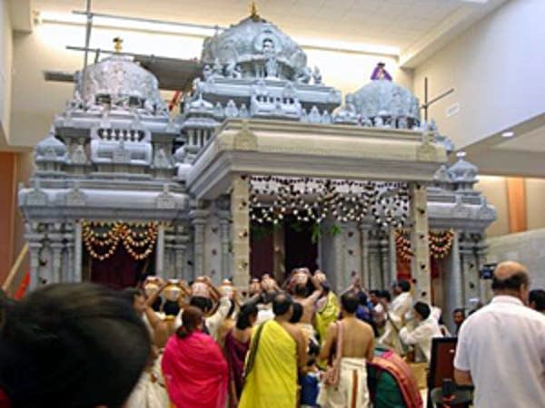 Hindu temple rises from a Minnesota cornfield | Minnesota Public Radio News