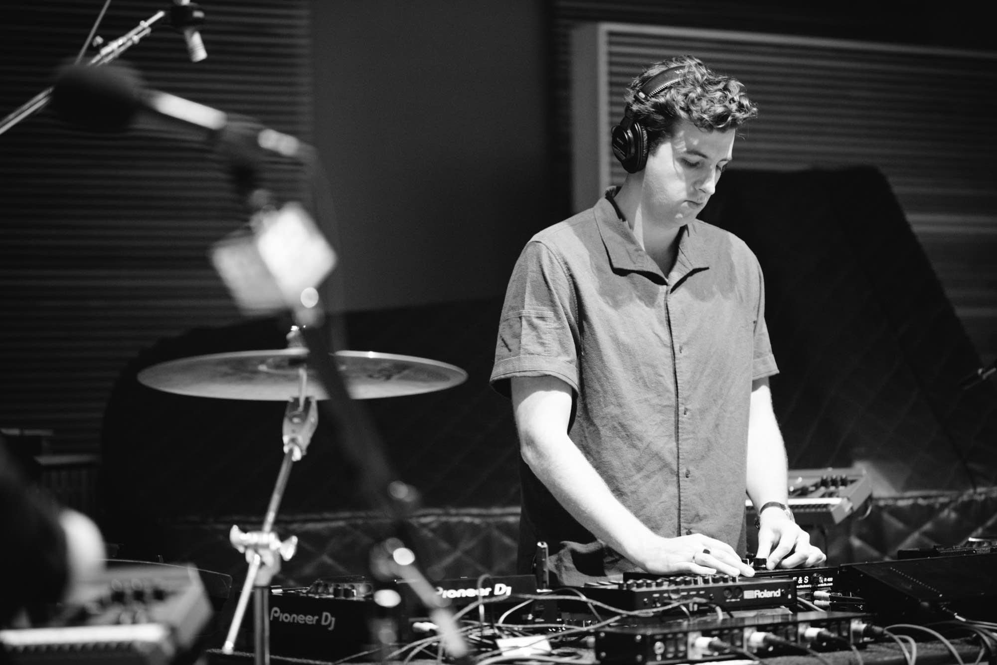 The xx perform tracks from their album 'I See You' | The Current