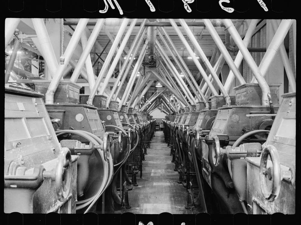 Photos: Minneapolis' milling history through John Vachon's lens | MPR News