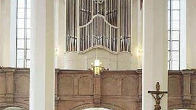 Bach Looks Back | Pipedreams