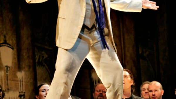 Richard Troxell tells tales of a tenor | MPR News