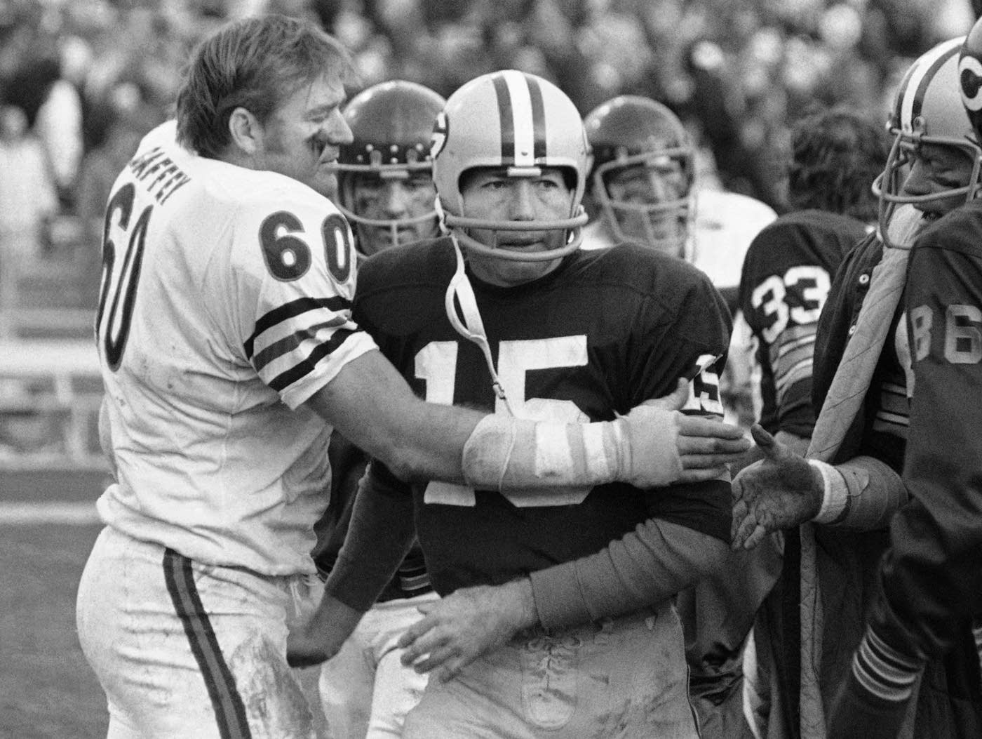 Bart Starr, QB who led Packers to greatness, dies at 85 | MPR News