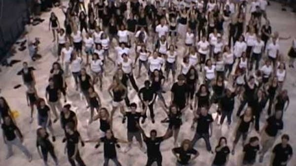Flash mob at the MOA | MPR News