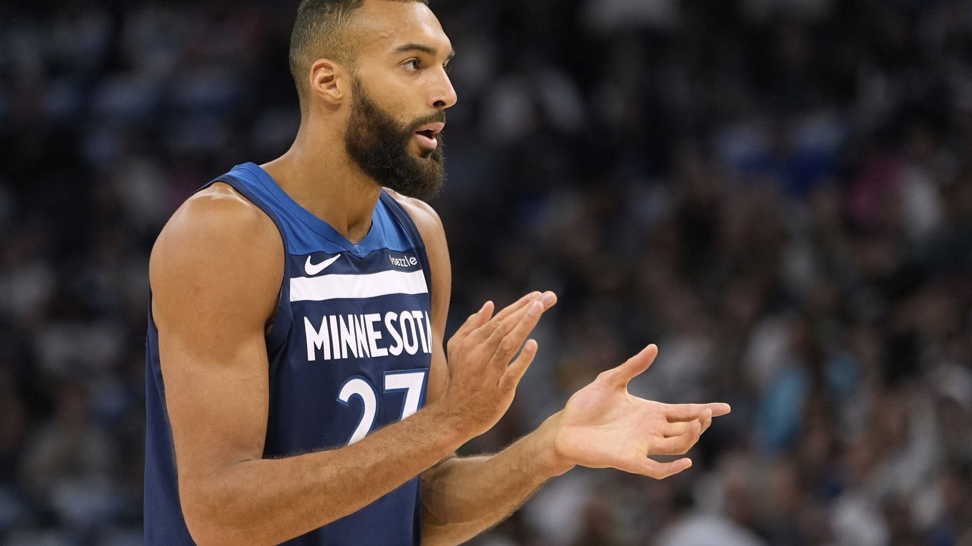Wolves aim to go big with Gobert vs. Lakers after center's strong ...