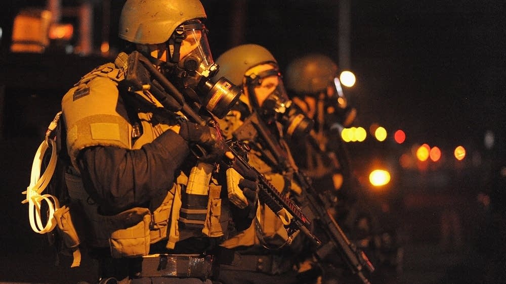 MN police must return grenade launchers to feds under new military ...