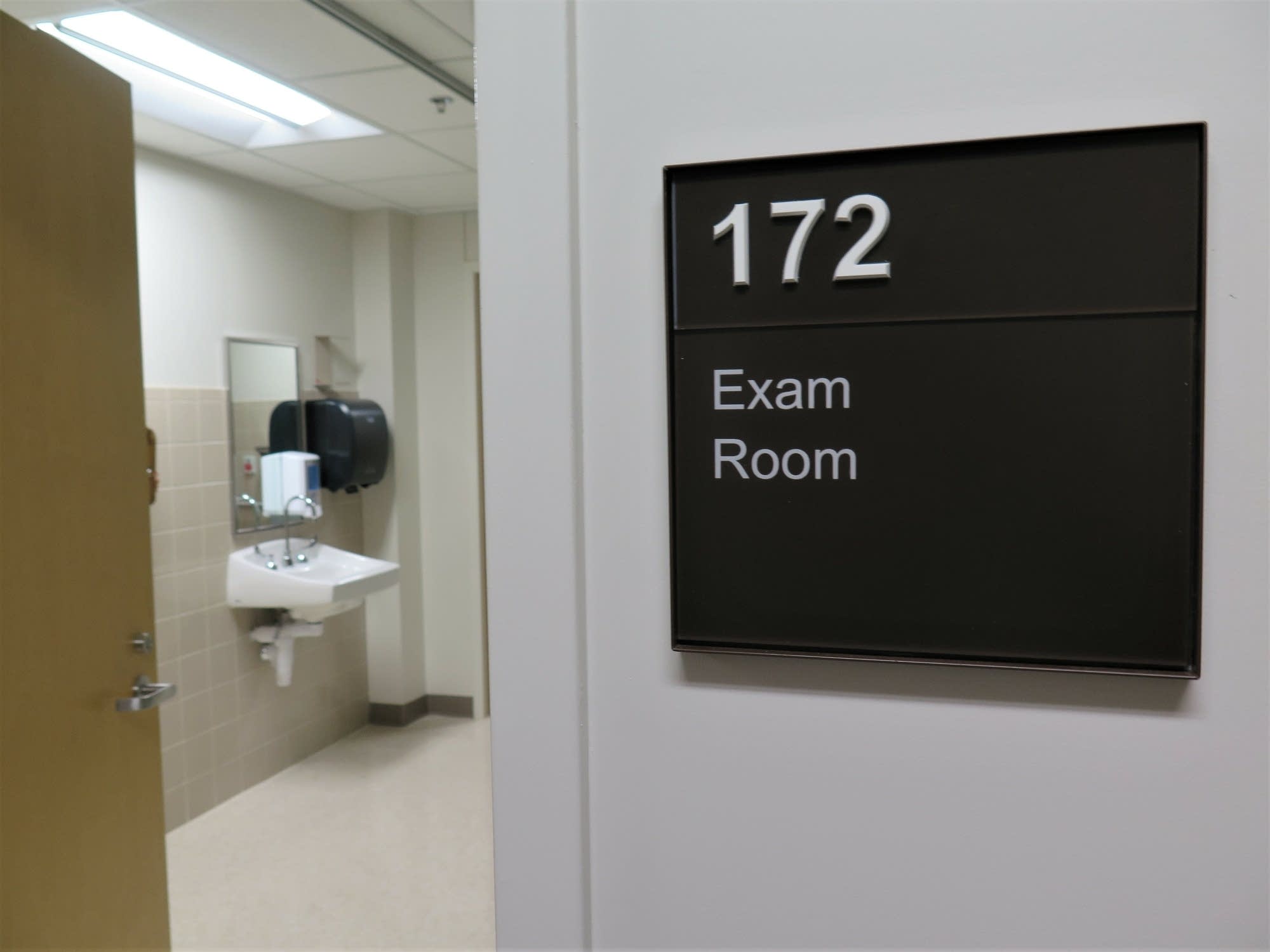 In St. Cloud, VA’s McDonough emphasizes care for growing ranks of women ...