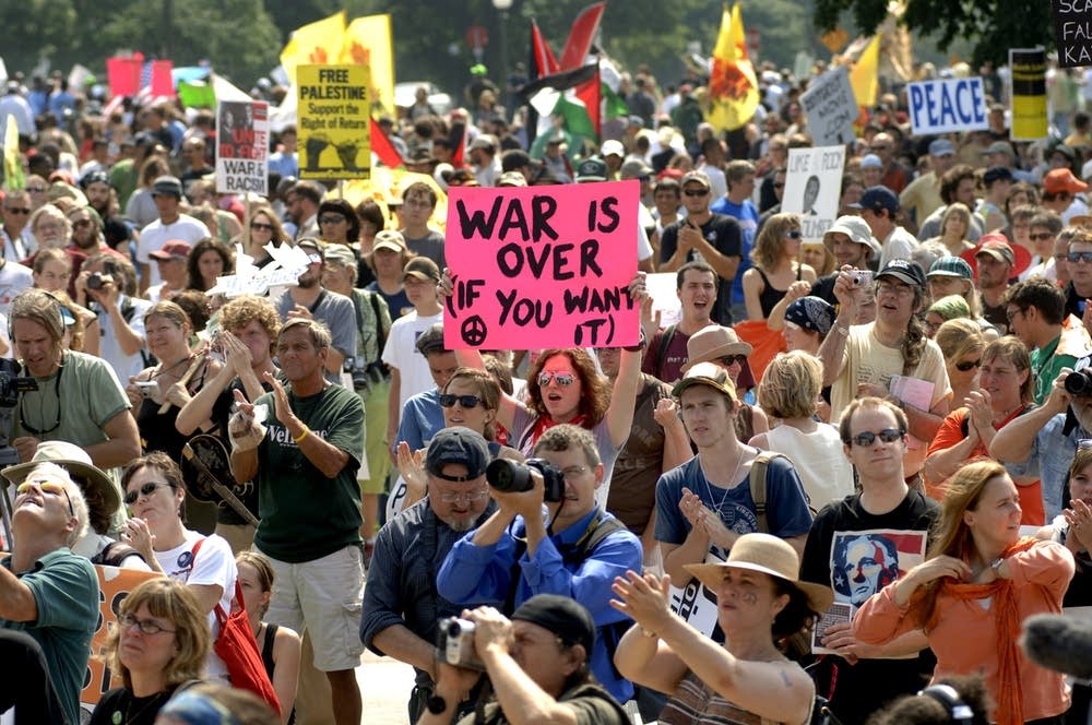 Slideshow: Anti-war protesters | Minnesota Public Radio News