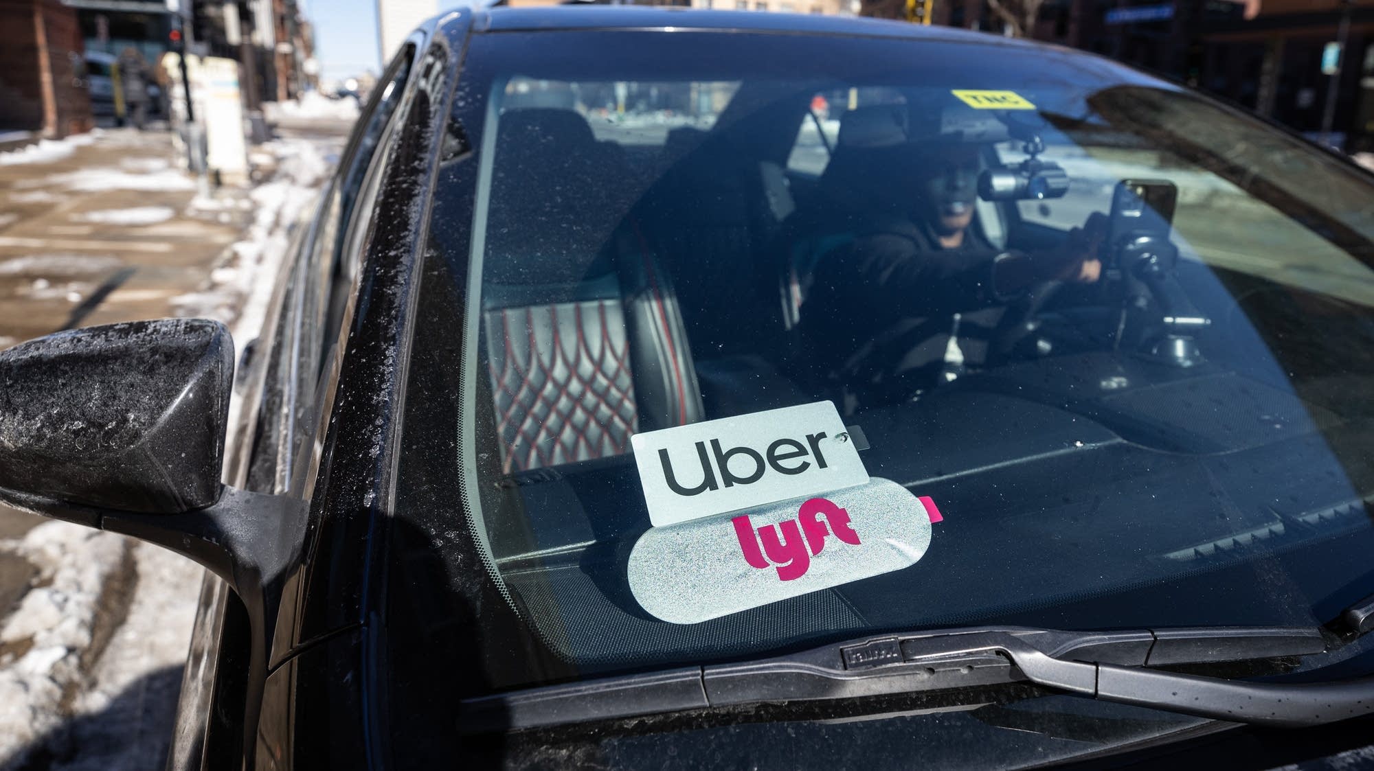 Lawmakers, Minneapolis council members reach rideshare driver deal ...