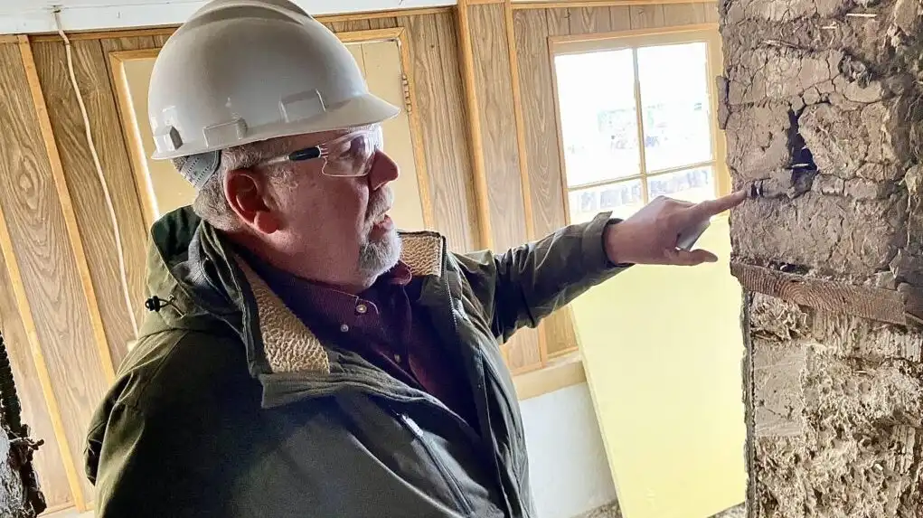 Colorado college program aims to revitalize vacant houses - Marketplace