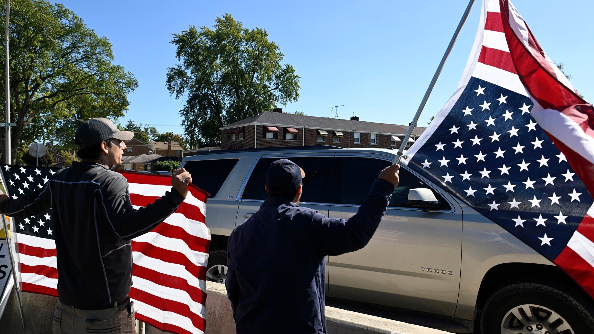 Judge blocks National Guard deployment in Illinois for 2 weeks | MPR News