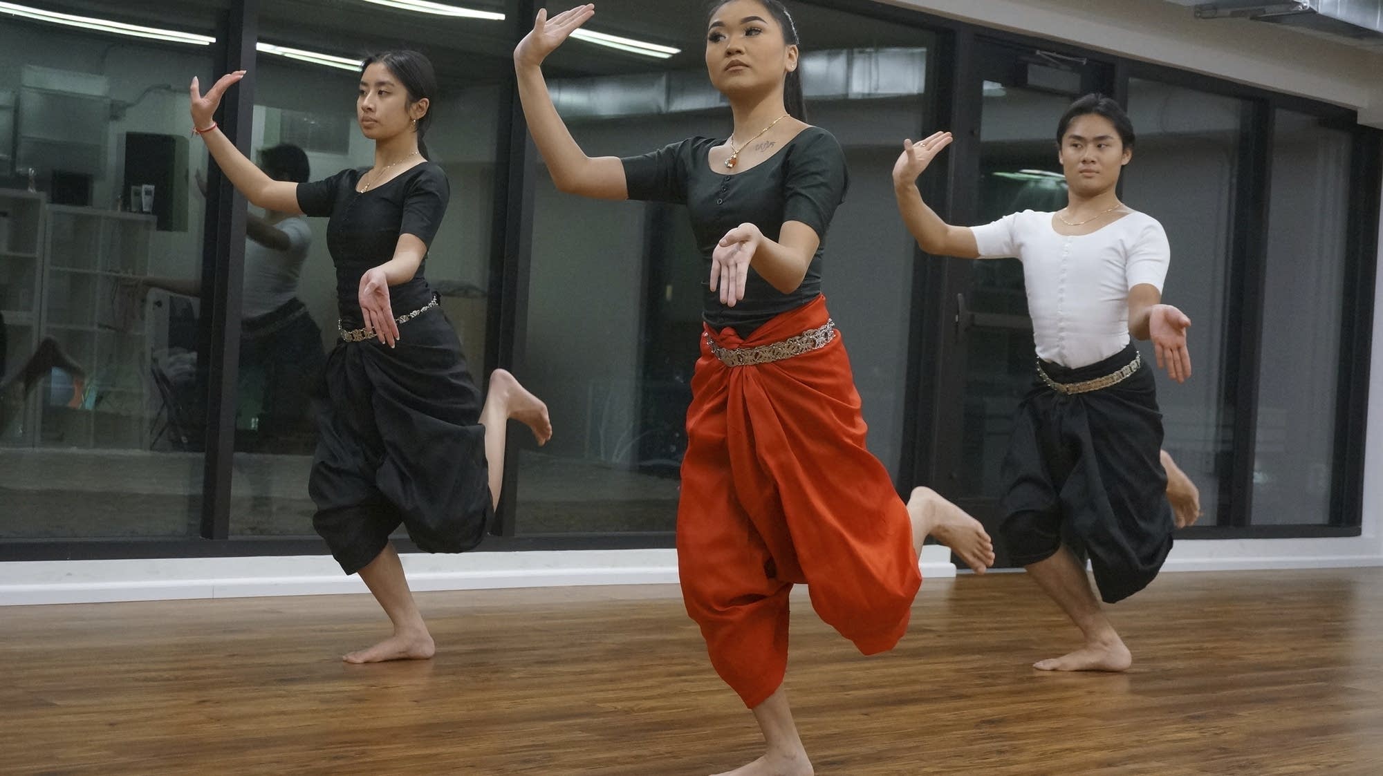 Minnesota Buddhist temple opens up sacred dance troupe | MPR News