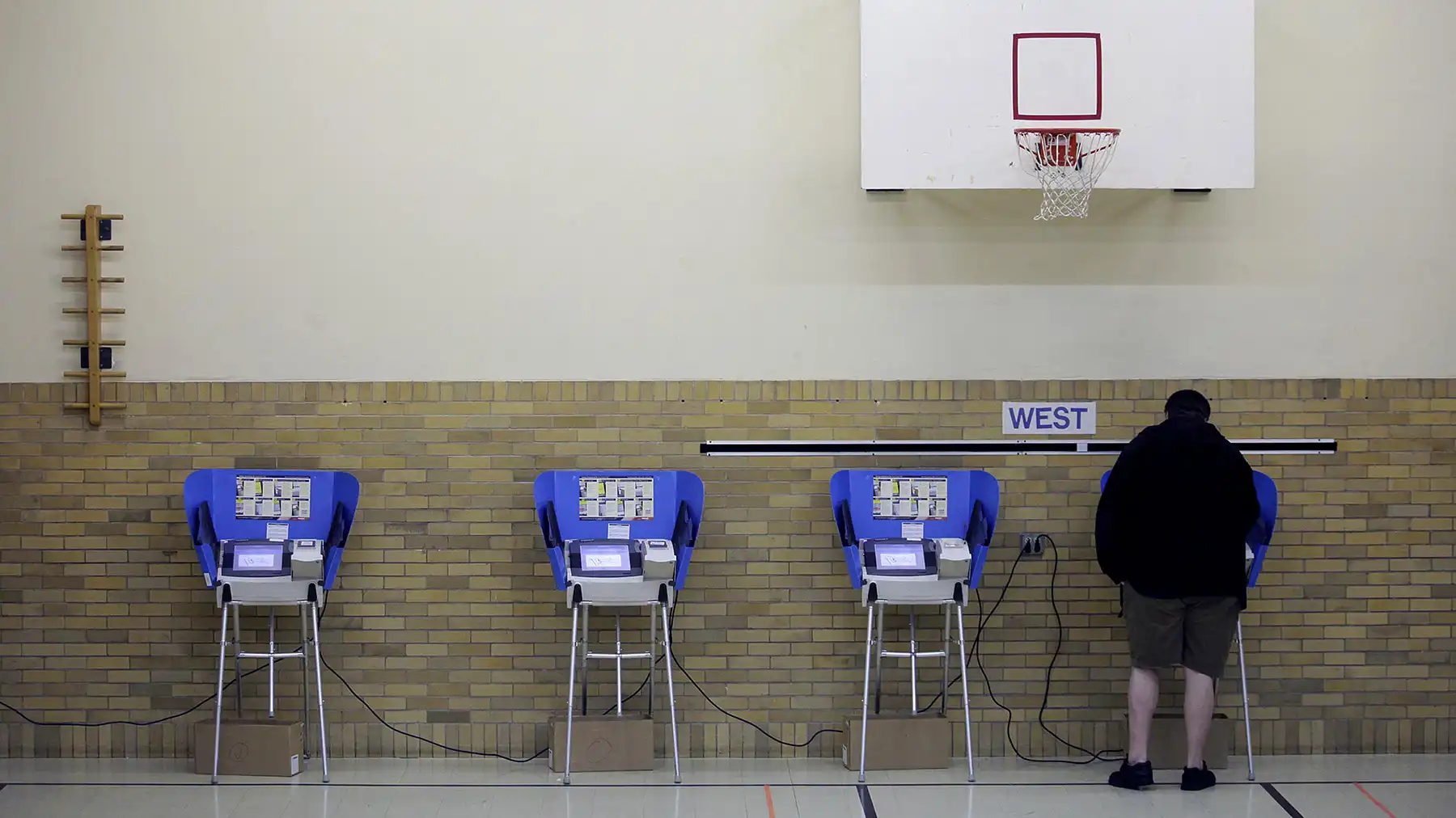 Why election security experts really like paper records