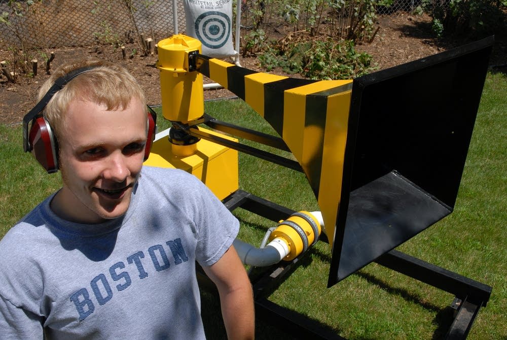 Siren enthusiasts chase tornadoes through sound | Minnesota Public ...