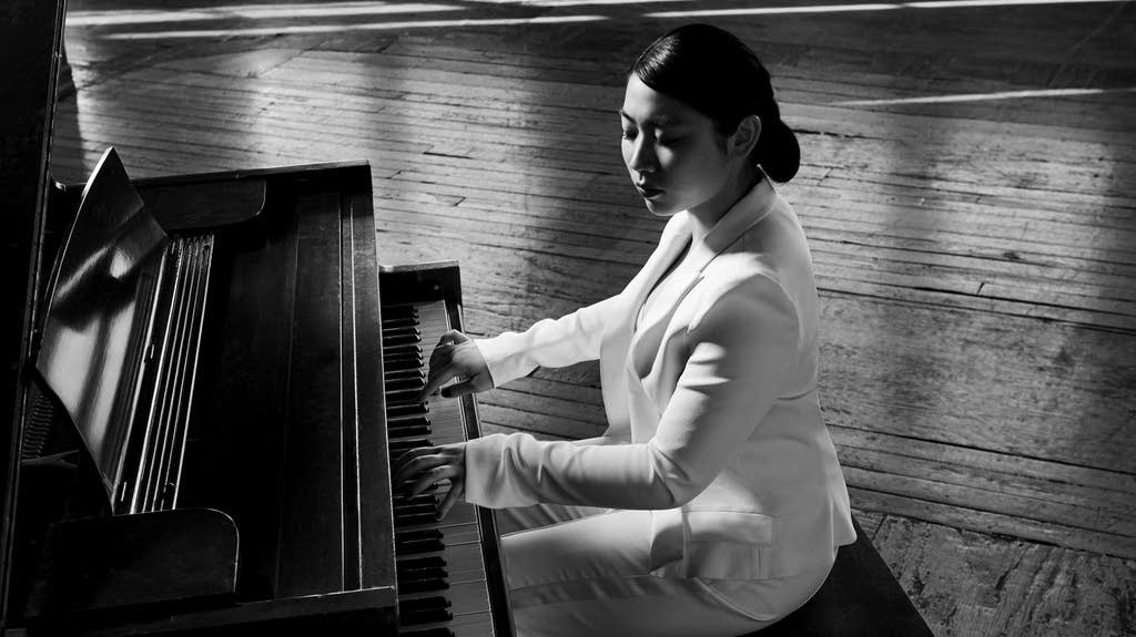 New Classical Tracks: Pianist Wei Luo explores themes of war and death ...