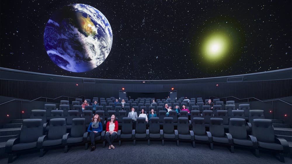 Moon magic: Museum celebrates lunar eclipse, all things astronomy this ...