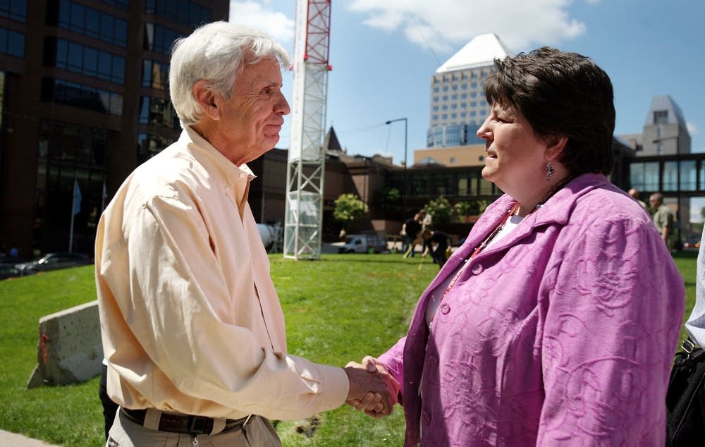Three key moments define Bill Kling's legacy in public radio ...