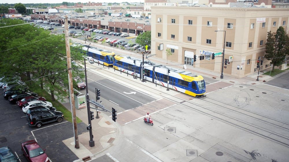 Inventor says synchronized lights could boost Green Line travel time ...