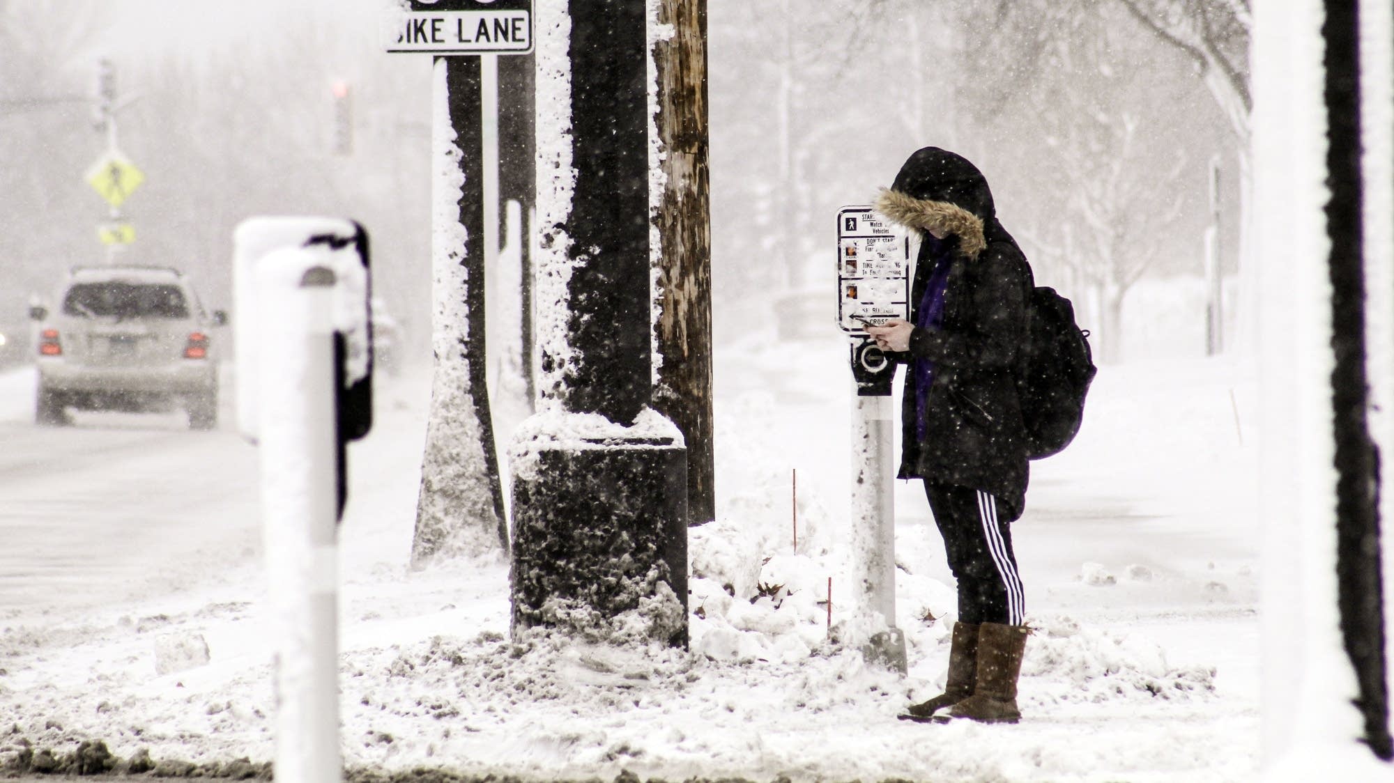 Freezing rain, snow return Monday as powerful winter storm lingers ...