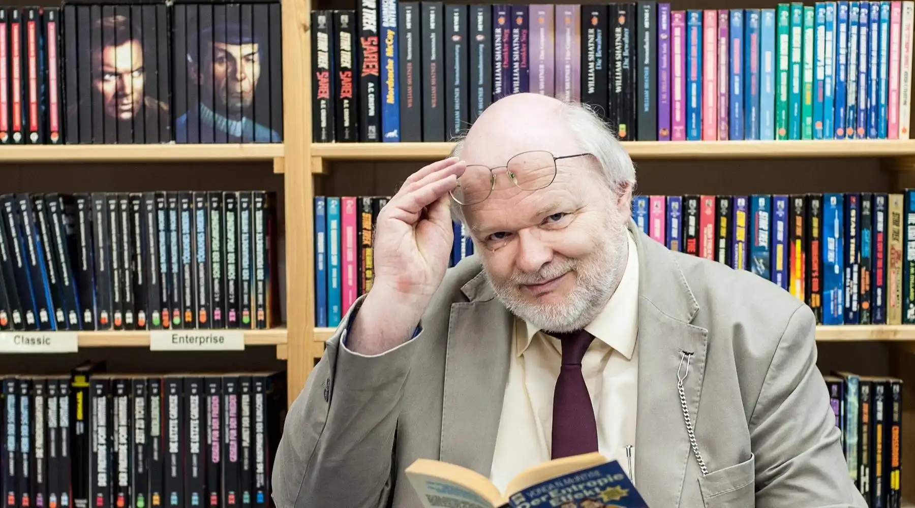 Can science fiction predict our economic future?