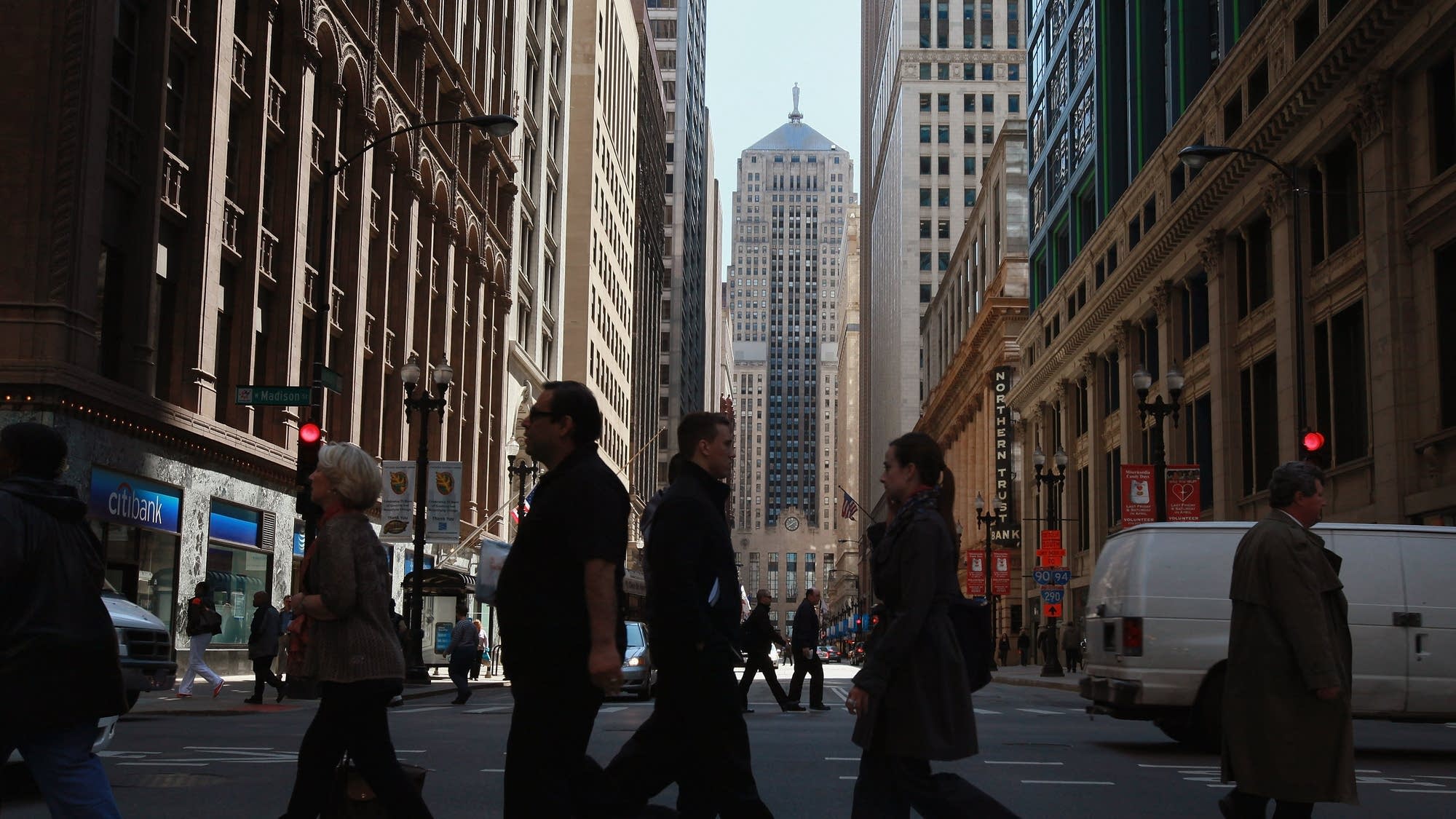 Chicago turns iconic office buildings into apartments - Marketplace