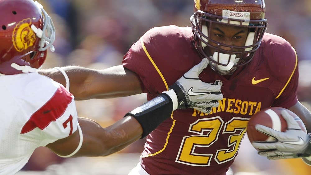 Woods sparks USC to 32-21 win over Minnesota | MPR News