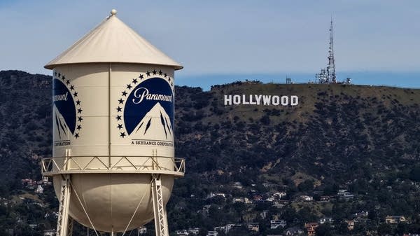 Paramount poised to acquire Warner Bros.