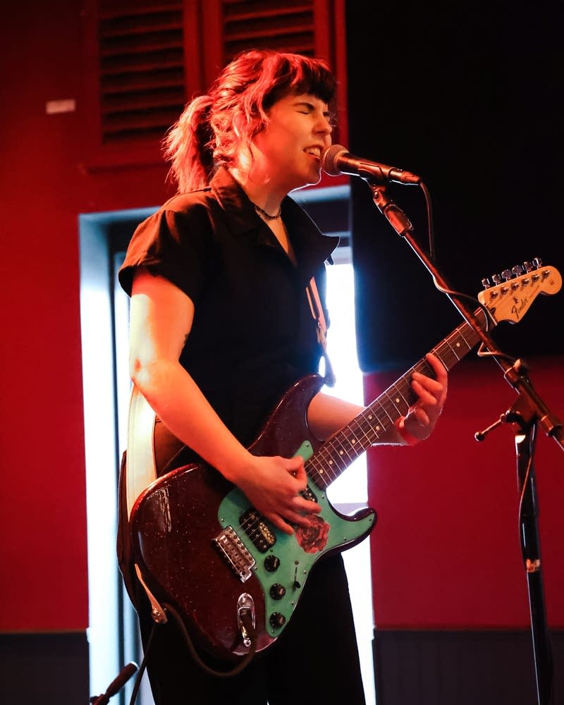 Interview and in-studio with Scrunchies; New music from Joe Rainey ...