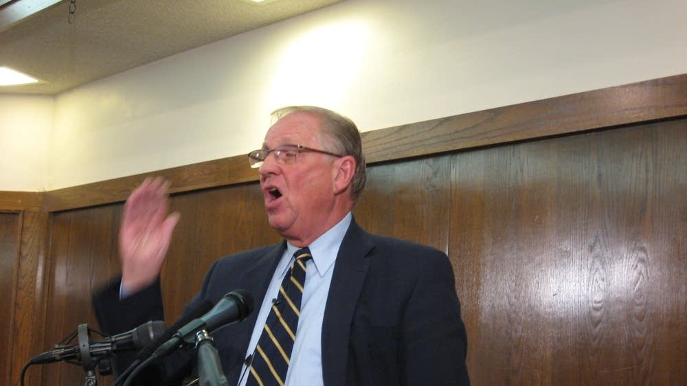 Past leaders suggest solutions to state budget woes | MPR News