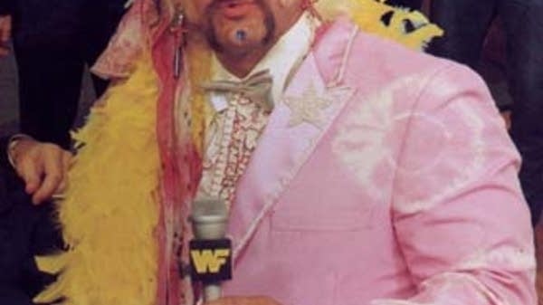 Mysteries of the photo op | MPR News