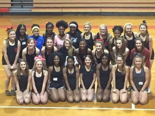 Girl doesn’t make cheerleader, threatens to sue school district | MPR News