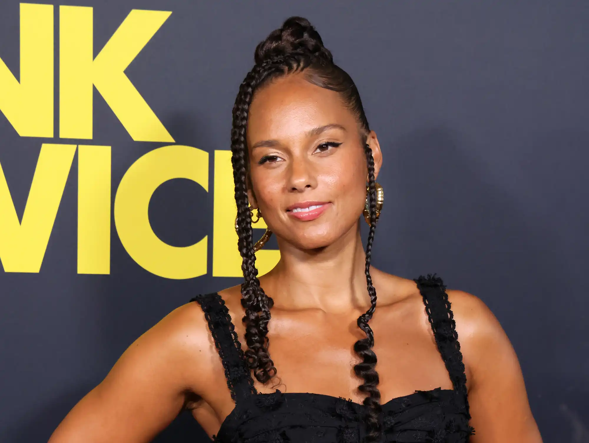 How to Identify a Baddie?