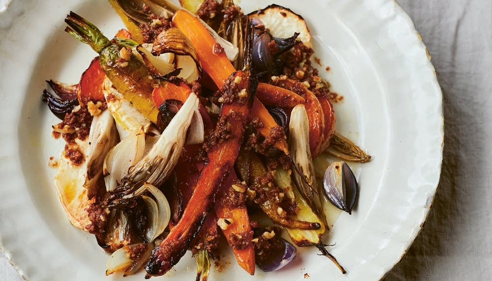 Savory Roasted Veggie Sides for Your Thanksgiving Feast | The Splendid ...
