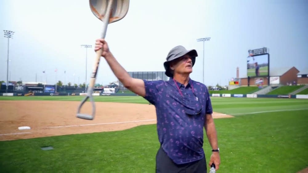 Bill Murray fills a baseball ‘hole in the heart’ | MPR News