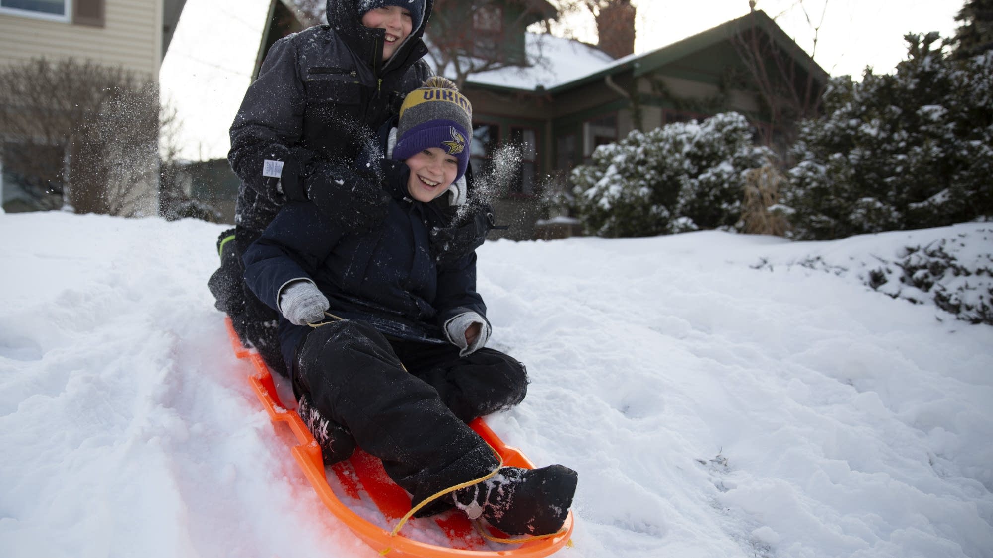 Ahead of subzero cold, schools call off classes | MPR News