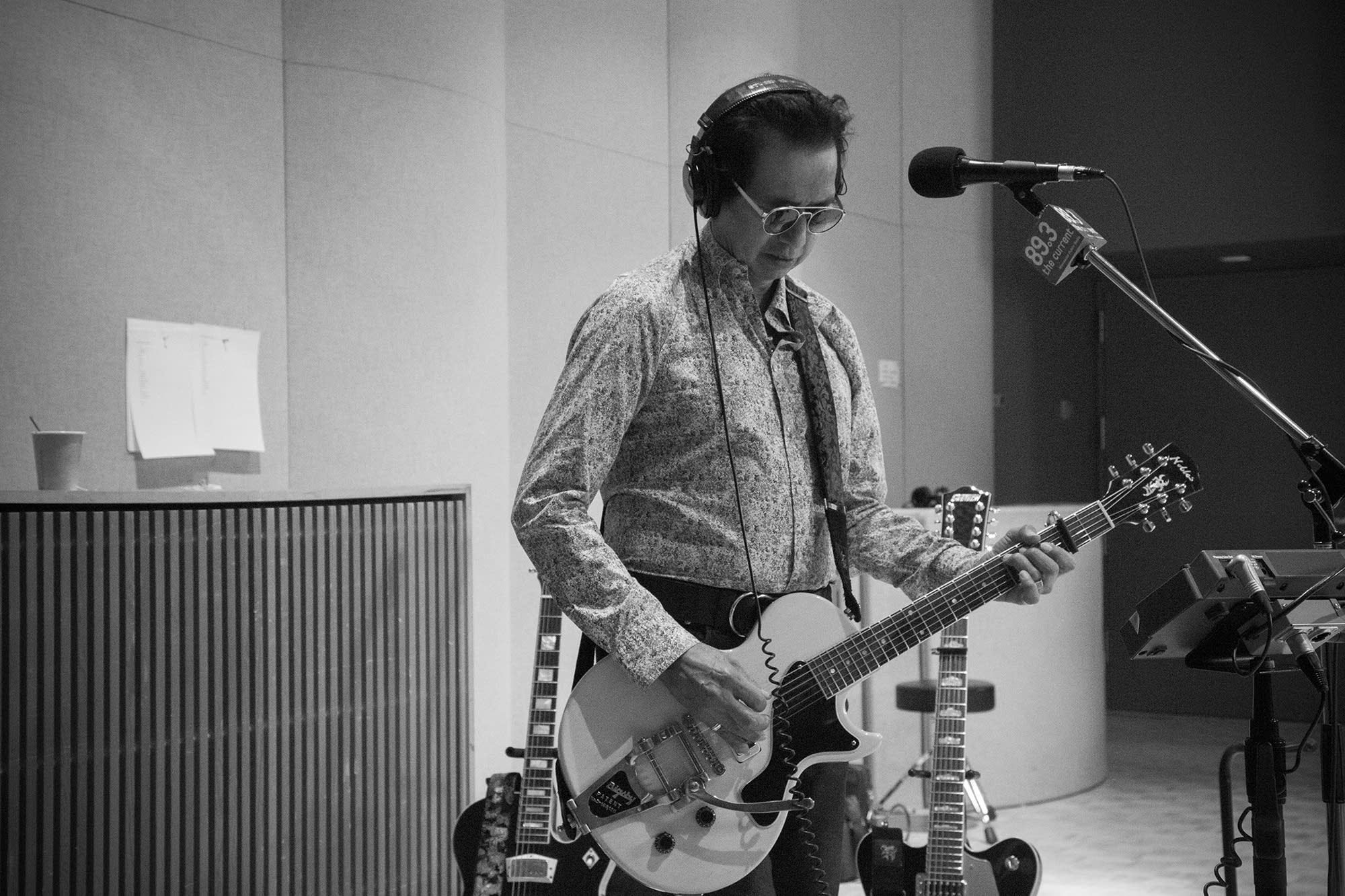 Alejandro Escovedo performs in The Current studio