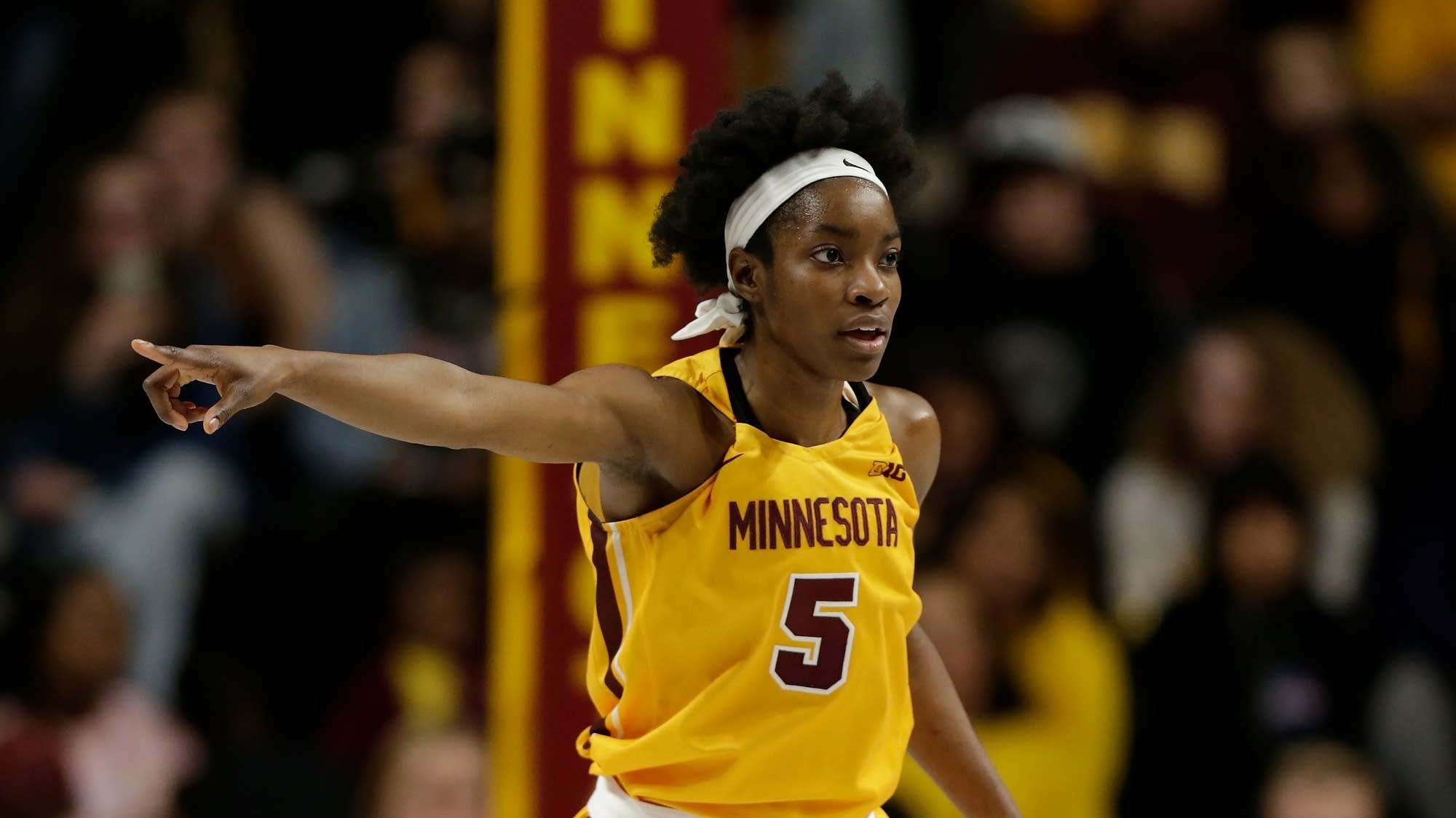 Taiye Bello, former Gopher basketball standout, dies | MPR News