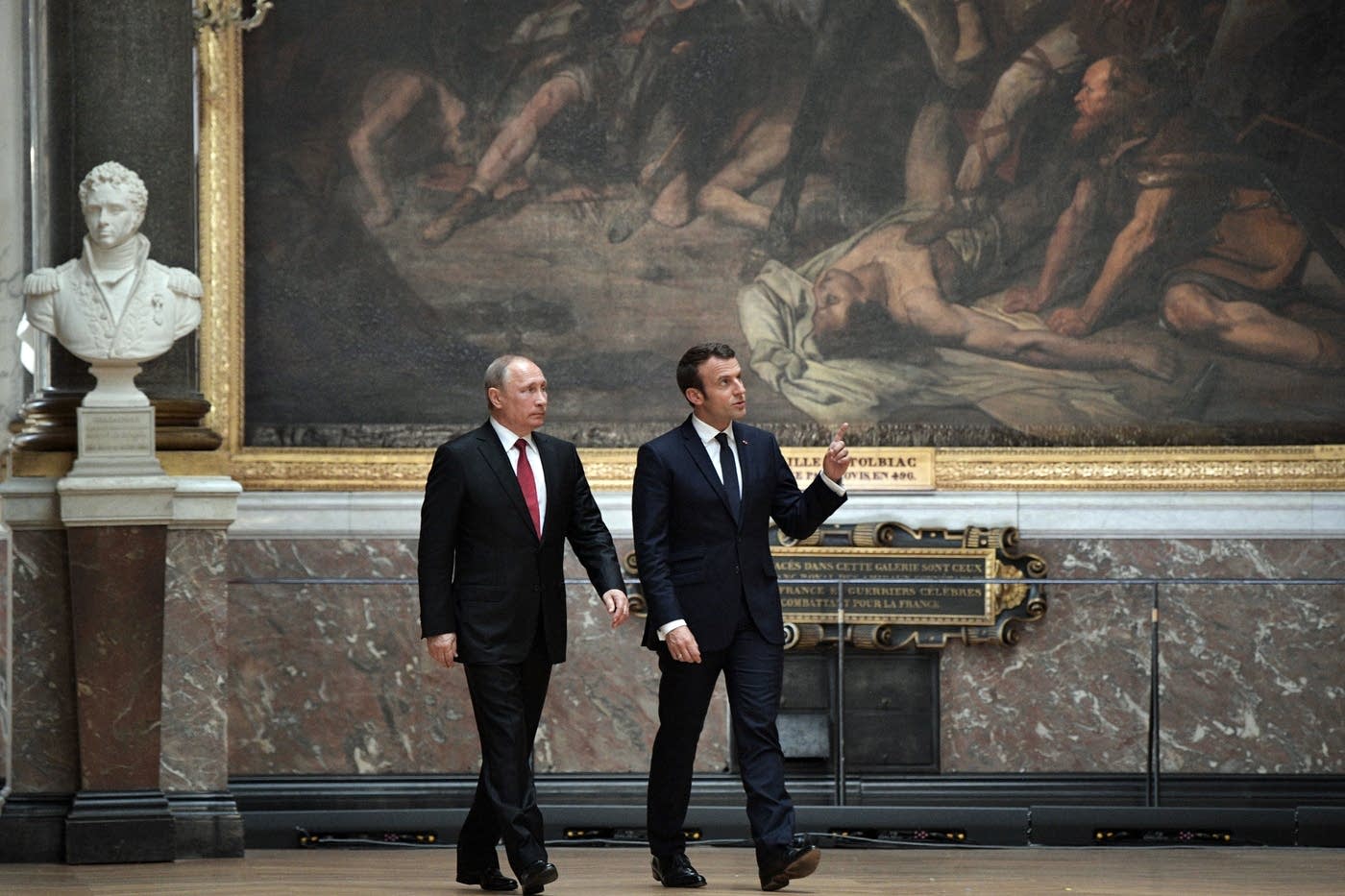 French president flexes diplomatic muscles in Putin meeting | MPR News
