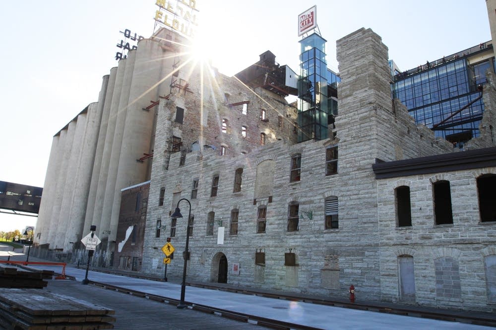 Museum portrays the dangerous history of mill work | MPR News