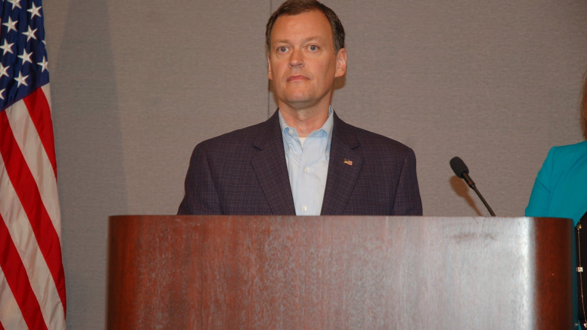 GOP governor hopeful Johnson replaces campaign chief | MPR News