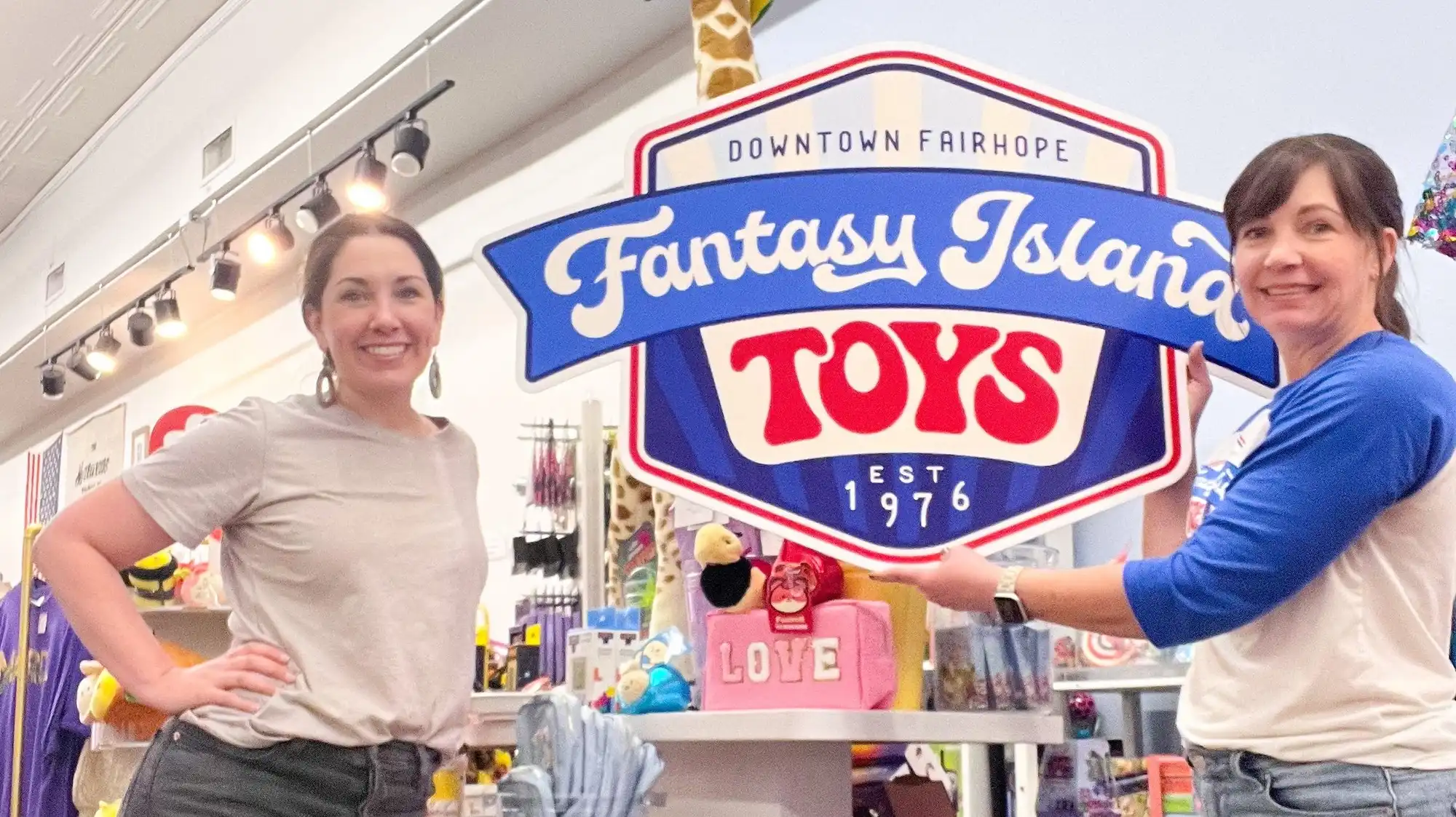 Toy store owners prepare for the holiday shopping rush - Marketplace