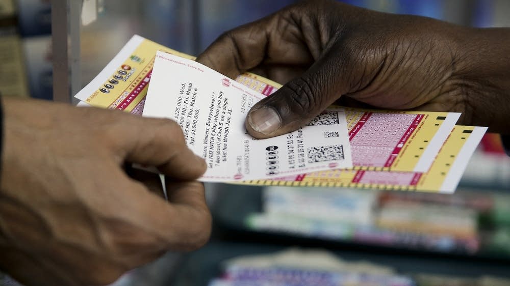 Odds of winning and pooling your money: What to know about record ...